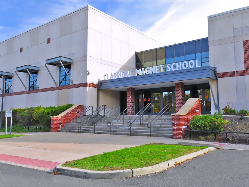 Classical Magnet School